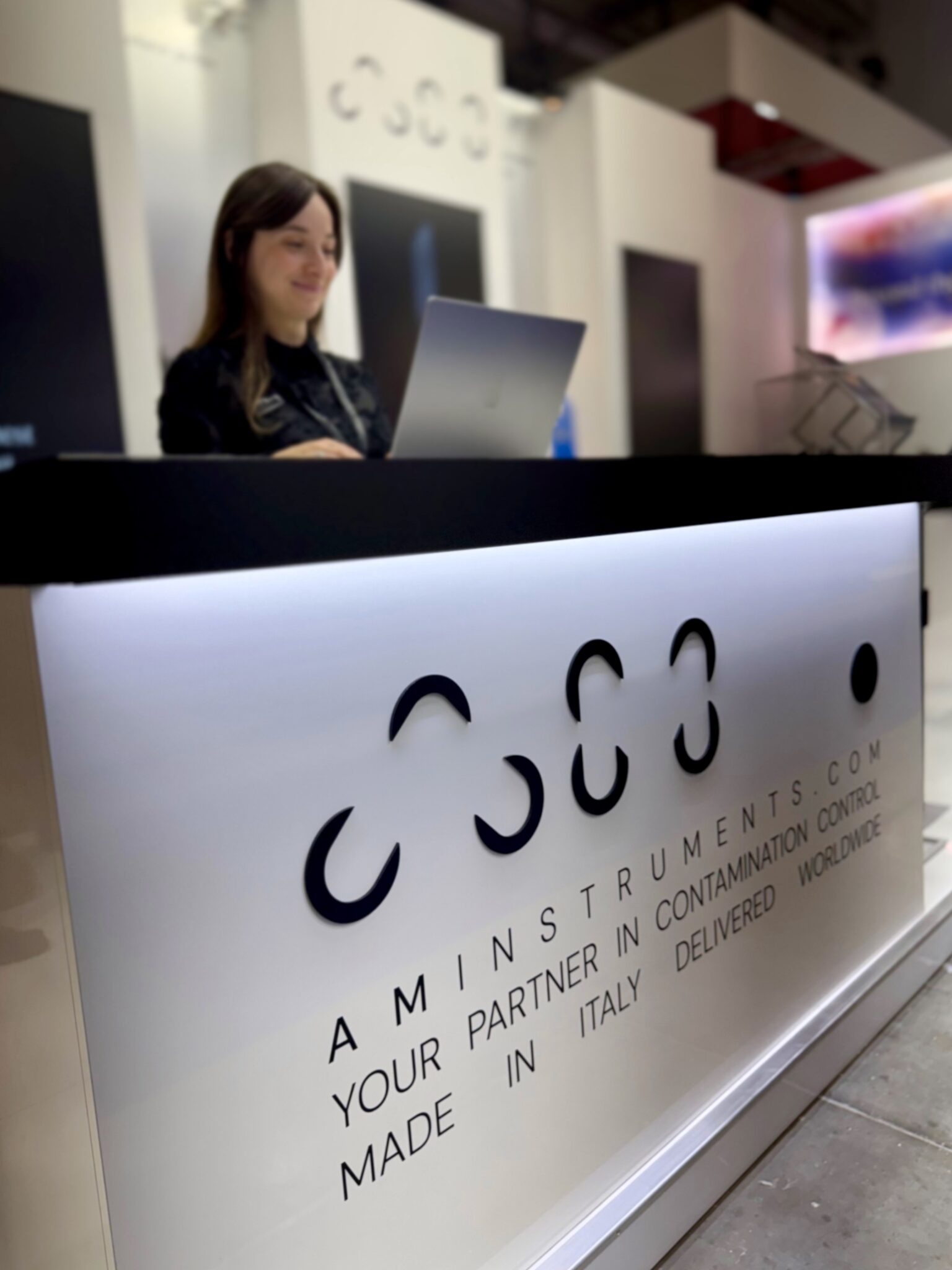 AM | Cleanroom Products and Services